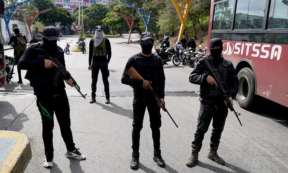 US warns Americans to leave Venezuela immediately as armed militias set ...